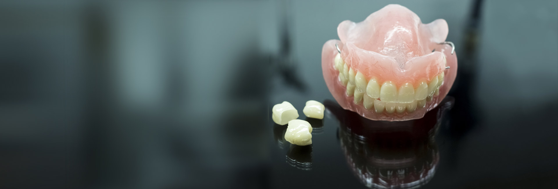 Outsource dental lab crown From China | Global Dental Lab